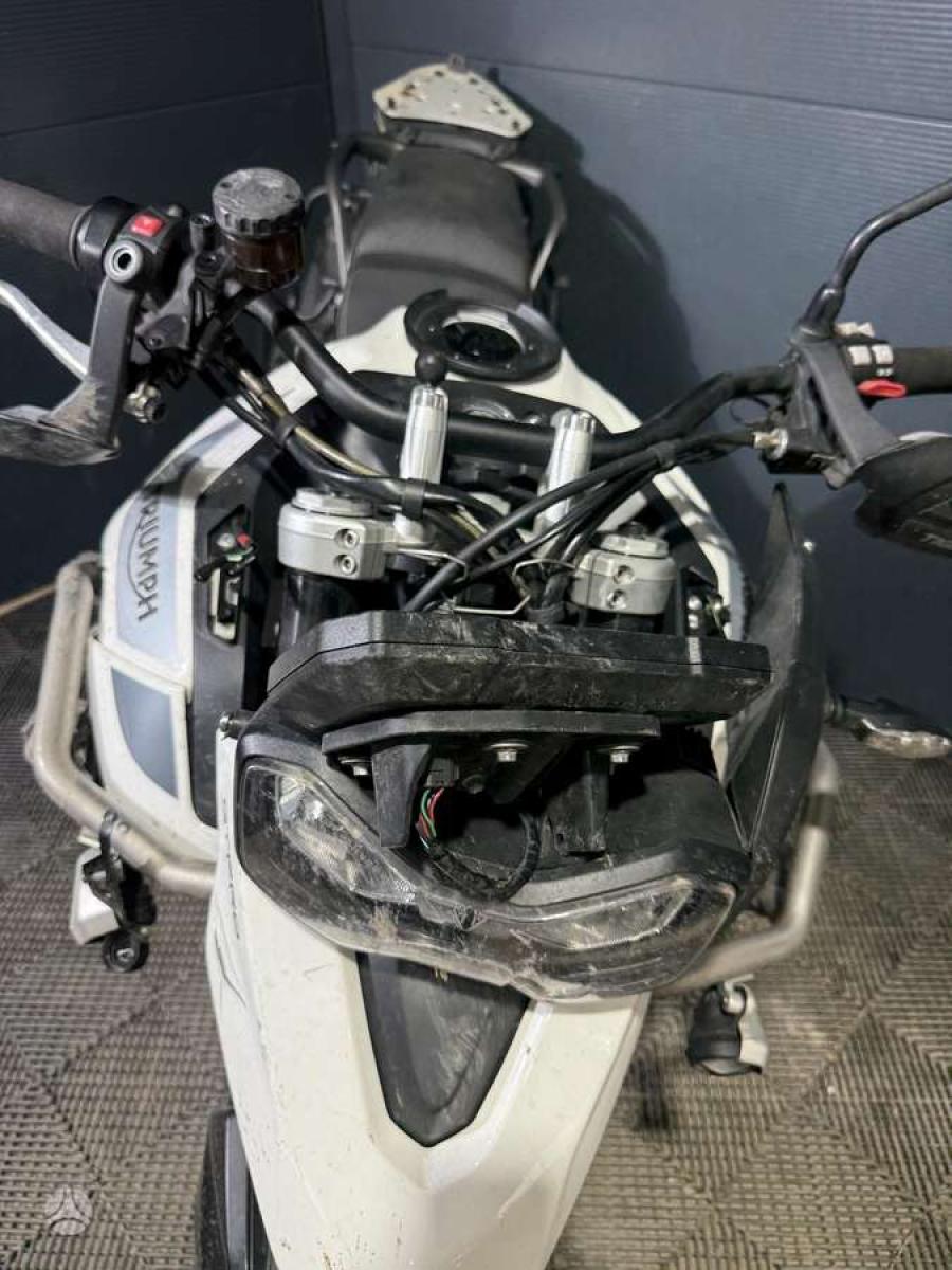 Triumph Tiger 2021 in Taurage, with an engine capacity of 0.90 L and mileage of 30 thousand km for 3990 €, photo 3 on AUTOMOTO.COM.LV