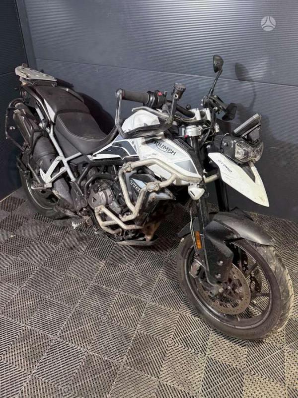 Triumph Tiger 2021 in Taurage, with an engine capacity of 0.90 L and mileage of 30 thousand km for 3990 €, photo 4 on AUTOMOTO.COM.LV