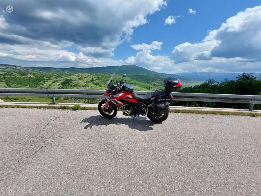 Triumph Tiger 2022 in Panevezys, with an engine capacity of 0.90 L and mileage of 37 thousand km for 6999 €, photo 4 on AUTOMOTO.COM.LV