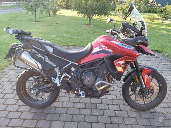Triumph Tiger 2022 in Panevezys, with an engine capacity of 0.90 L and mileage of 37 thousand km for 6999 €, photo 5 on AUTOMOTO.COM.LV