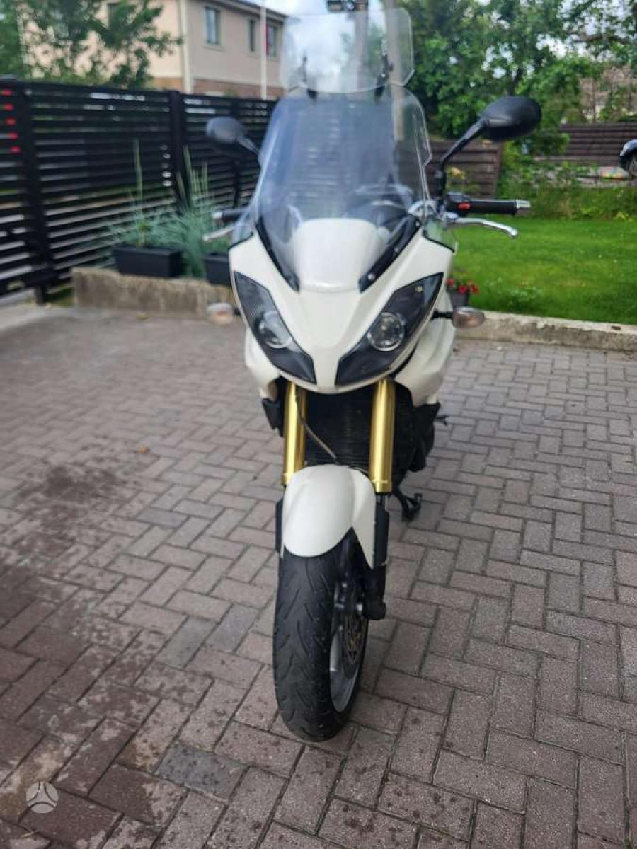 Balts Triumph Tiger 2008 Viļņa, ar dzinēja tilpumu 1.05 L un nobraukumu 79 tūkst. km par 3200 €, foto 5 vietnē AUTOMOTO.COM.LV