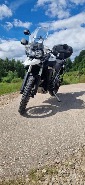 White Triumph Tiger 2011 in Vilnius, with an engine capacity of 0.80 L and mileage of 56 thousand km for 4999 €, photo 11 on AUTOMOTO.COM.LV