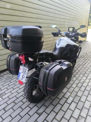White Triumph Tiger 2012 in Taurage, with an engine capacity of 0.80 L and mileage of 55 thousand km for 4999 €, photo 8 on AUTOMOTO.COM.LV