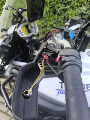 White Triumph Tiger 2012 in Taurage, with an engine capacity of 0.80 L and mileage of 55 thousand km for 4999 €, photo 12 on AUTOMOTO.COM.LV