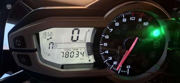 Balts Triumph Tiger 2013 Viļņa, ar dzinēja tilpumu 1.22 L un nobraukumu 78 tūkst. km par 6350 €, foto 6 vietnē AUTOMOTO.COM.LV