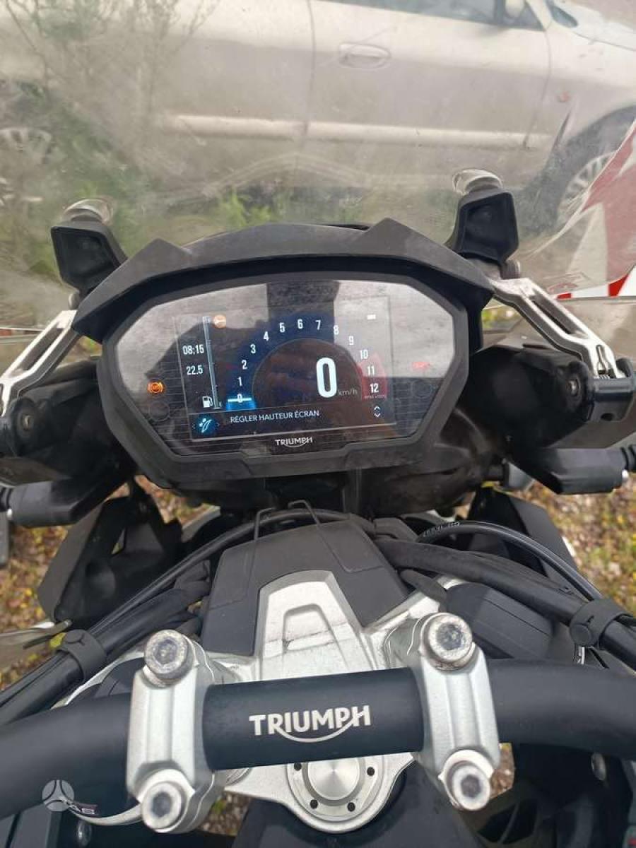 Белый Триумф Tiger 2020 в Каунас, объемом двигателя 1.20 л и пробегом 99 тыс. км за 6500 €, фото 4 на AUTOMOTO.COM.LV