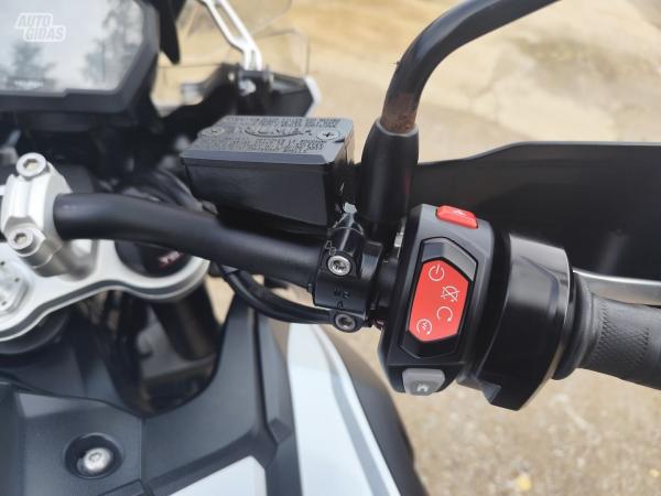 White Triumph Tiger 2020 in Silale, with an engine capacity of 1.22 L and mileage of 64 thousand km for 7000 €, photo 10 on AUTOMOTO.COM.LV