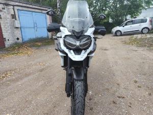 White Triumph Tiger 2020 in Silale, with an engine capacity of 1.22 L and mileage of 64 thousand km for 7000 €, photo 4 on AUTOMOTO.COM.LV