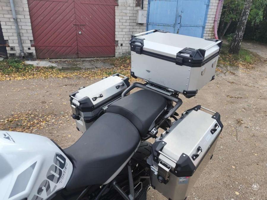 White Triumph Tiger 2020 in Silale, with an engine capacity of 1.22 L and mileage of 64 thousand km for 7000 €, photo 16 on AUTOMOTO.COM.LV