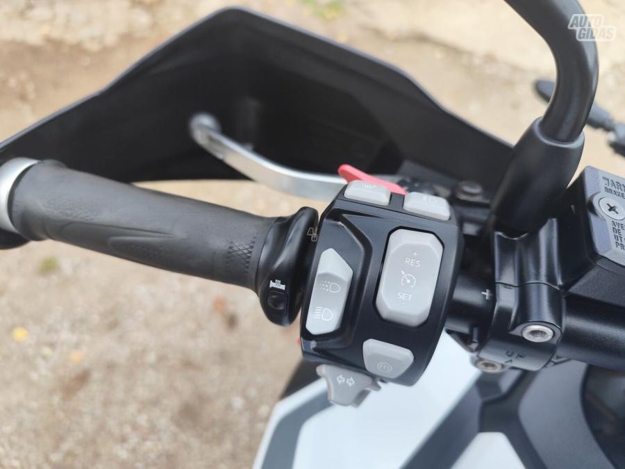 White Triumph Tiger 2020 in Silale, with an engine capacity of 1.22 L and mileage of 64 thousand km for 7000 €, photo 11 on AUTOMOTO.COM.LV