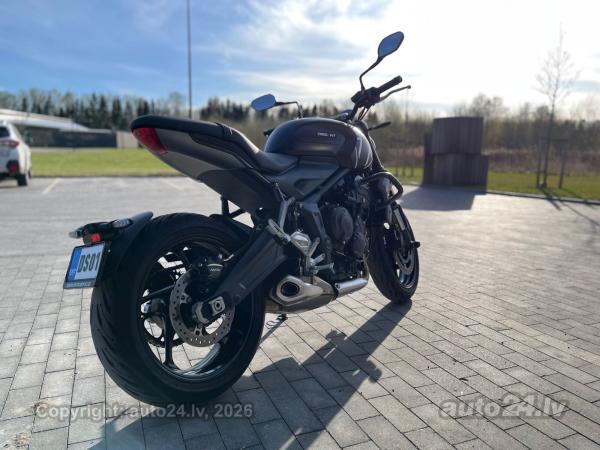 Melns Triumph Trident 660 2022 Tartu, ar dzinēja tilpumu 0.66 L un nobraukumu 5 tūkst. km par 6990 €, foto 3 vietnē AUTOMOTO.COM.LV
