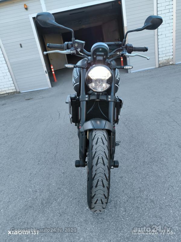 Melns Triumph Trident 660 2023 Tallina, ar dzinēja tilpumu 0.00 L un nobraukumu 2 tūkst. km par 7700 €, foto 1 vietnē AUTOMOTO.COM.LV