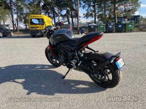 Триумф Trident 660 2022 в Таллин, объемом двигателя 0.66 л и пробегом 13 тыс. км за 6500 €, фото 10 на AUTOMOTO.COM.LV