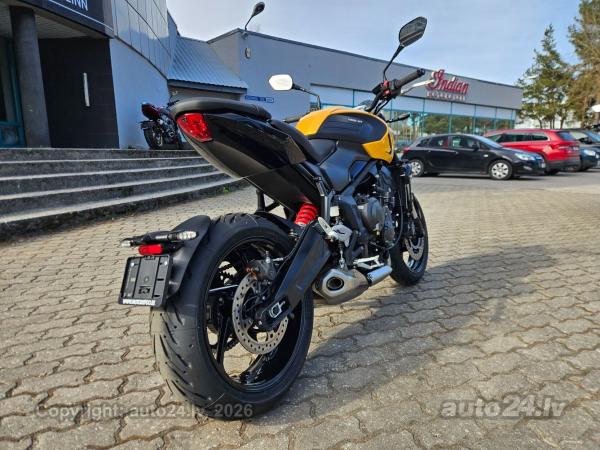 Dzeltens Triumph Trident 660 2026 Tallina, ar dzinēja tilpumu 0.66 L un nobraukumu 1 tūkst. km par 9690 €, foto 4 vietnē AUTOMOTO.COM.LV