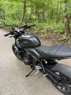 Melns Triumph Trident 2023 Viļņa, ar dzinēja tilpumu 0.66 L un nobraukumu 14 tūkst. km par 5300 €, foto 3 vietnē AUTOMOTO.COM.LV