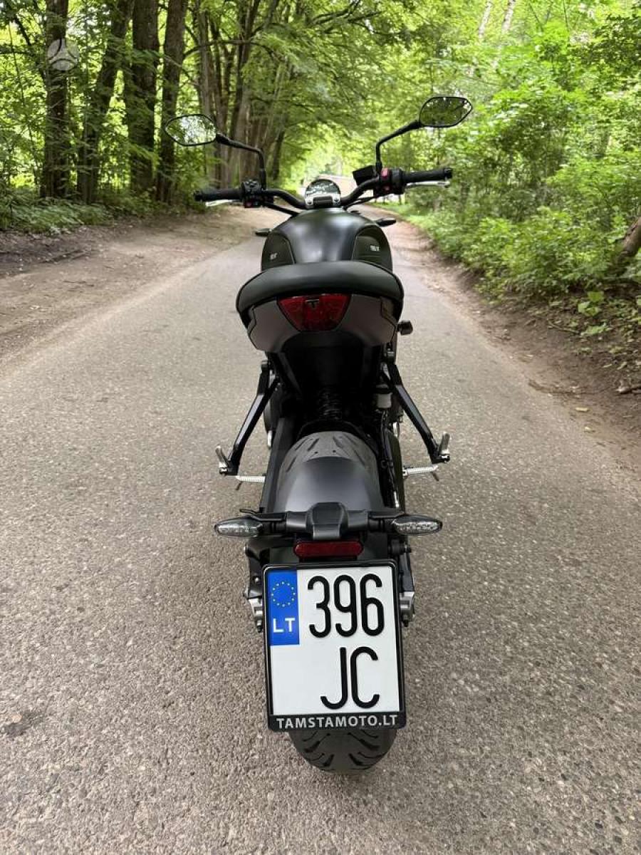 Melns Triumph Trident 2023 Viļņa, ar dzinēja tilpumu 0.66 L un nobraukumu 14 tūkst. km par 5300 €, foto 4 vietnē AUTOMOTO.COM.LV