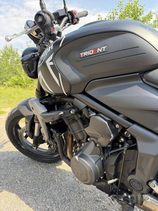 Triumph Trident 2024 in Riga, with an engine capacity of 0.66 L and mileage of 0 thousand km for 7000 €, photo 5 on AUTOMOTO.COM.LV