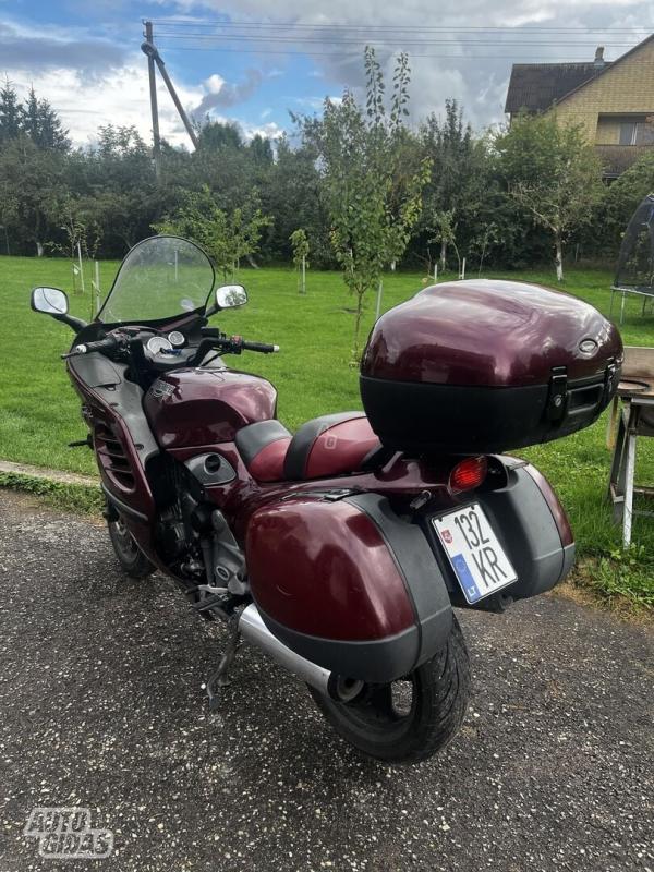 Red Triumph Trophy 1999 in Vilnius, with an engine capacity of 0.90 L and mileage of 82 thousand km for 1300 €, photo 2 on AUTOMOTO.COM.LV