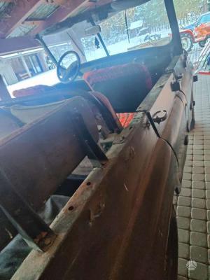 Green UAZ 3151 1990 in Kazlu Ruda, with an engine capacity of 2.45 L and mileage of 69 thousand km for 2500 €, photo 6 on AUTOMOTO.COM.LV