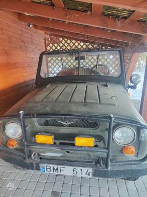 Green UAZ 3151 1990 in Kazlu Ruda, with an engine capacity of 2.45 L and mileage of 69 thousand km for 2500 €, photo 7 on AUTOMOTO.COM.LV