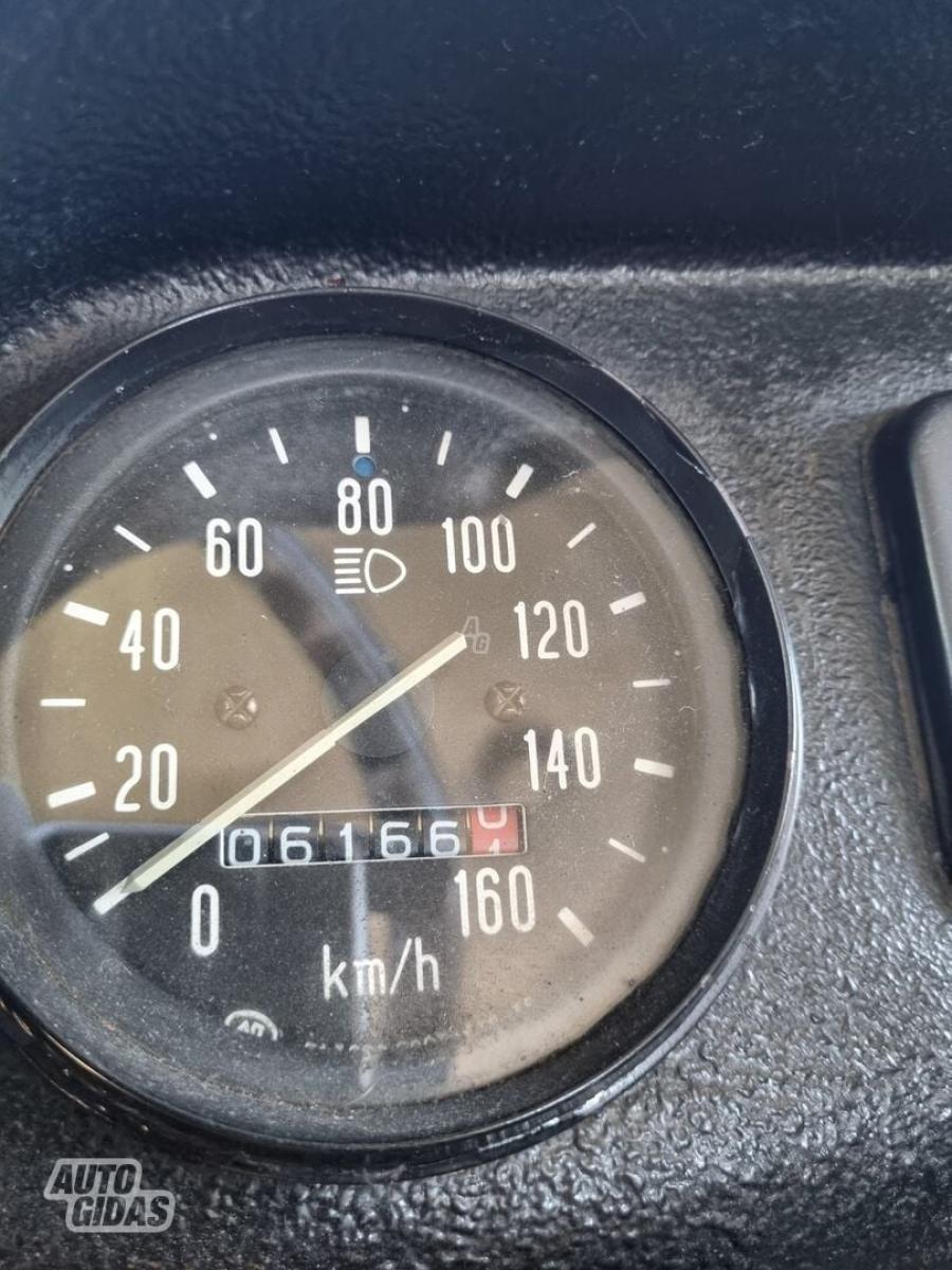 Zaļš UAZ 3151 1998 Viļņa, ar dzinēja tilpumu 2.90 L un nobraukumu 6 tūkst. km par 4900 €, foto 13 vietnē AUTOMOTO.COM.LV