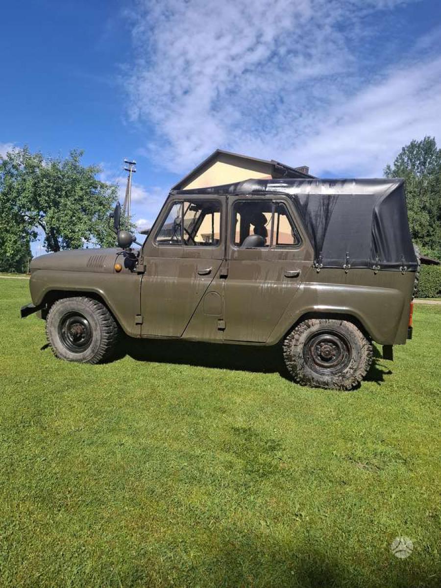 Zaļš UAZ 3151 1990 Ukmergė, ar dzinēja tilpumu 2.45 L un nobraukumu 100 tūkst. km par 5750 €, foto 1 vietnē AUTOMOTO.COM.LV