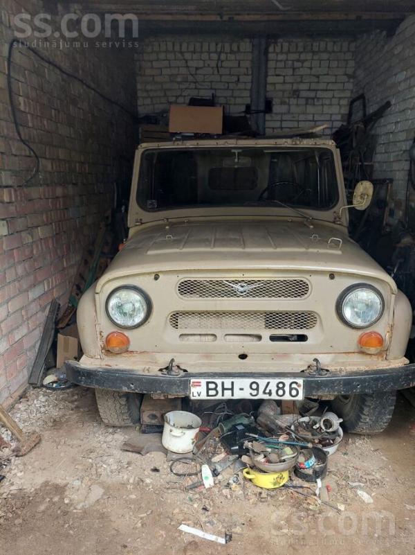 Brown UAZ 31512 1990 in Bauska, with an engine capacity of 2.50 L and mileage of 173 thousand km for 1000 €, photo 1 on AUTOMOTO.COM.LV