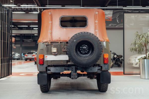 Green UAZ 31512 1987 in Riga, with an engine capacity of 2.40 L and mileage of 63 thousand km for 6000 €, photo 10 on AUTOMOTO.COM.LV