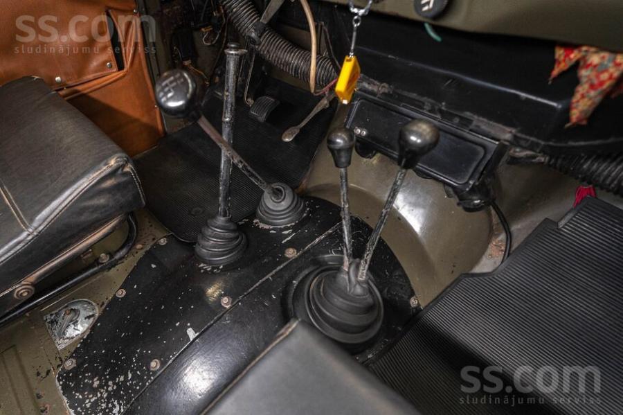 Zaļš UAZ 31512 1987 Rīga, ar dzinēja tilpumu 2.40 L un nobraukumu 63 tūkst. km par 6000 €, foto 13 vietnē AUTOMOTO.COM.LV