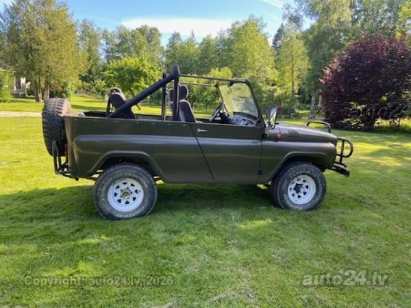 Green UAZ 31512 1987 in Kardla, with an engine capacity of 2.30 L and mileage of 74 thousand km for 7000 €, photo 1 on AUTOMOTO.COM.LV
