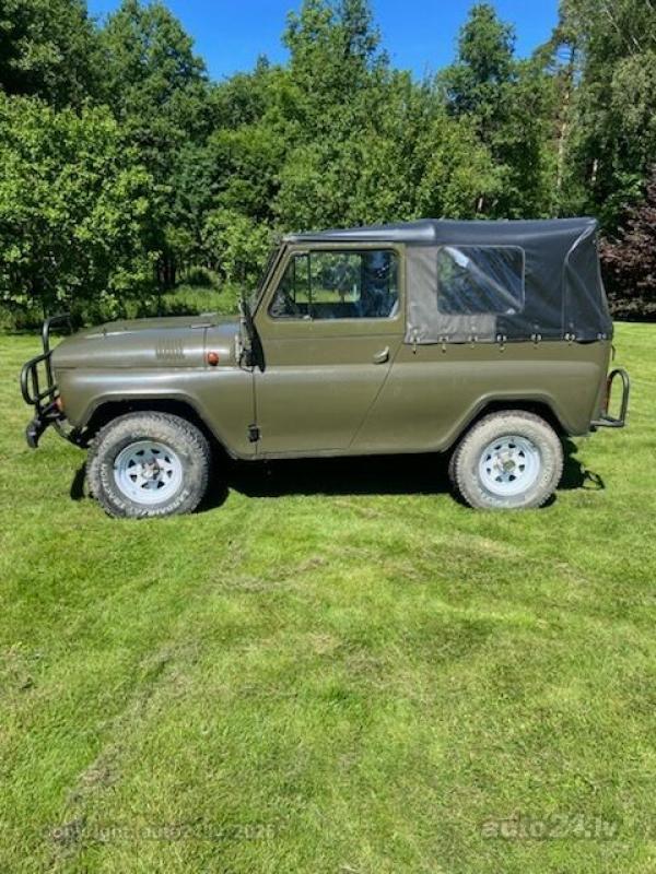 Green UAZ 31512 1987 in Kardla, with an engine capacity of 2.30 L and mileage of 74 thousand km for 7000 €, photo 4 on AUTOMOTO.COM.LV