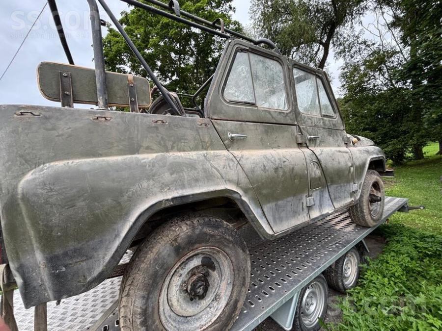 Zaļš UAZ 31512 1989 Tukums, ar dzinēja tilpumu 2.40 L un nobraukumu 7 tūkst. km par 900 €, foto 9 vietnē AUTOMOTO.COM.LV