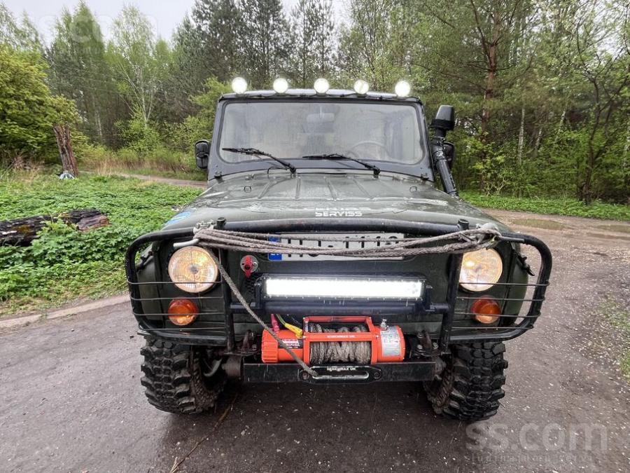 Zaļš UAZ 31514 1999 Rīga, ar dzinēja tilpumu 2.40 L un nobraukumu 44 tūkst. km par 3650 €, foto 1 vietnē AUTOMOTO.COM.LV