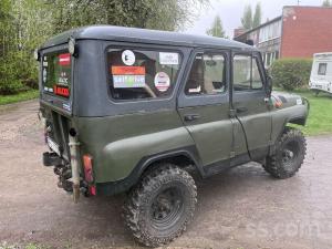 Zaļš UAZ 31514 1999 Rīga, ar dzinēja tilpumu 2.40 L un nobraukumu 44 tūkst. km par 3650 €, foto 8 vietnē AUTOMOTO.COM.LV