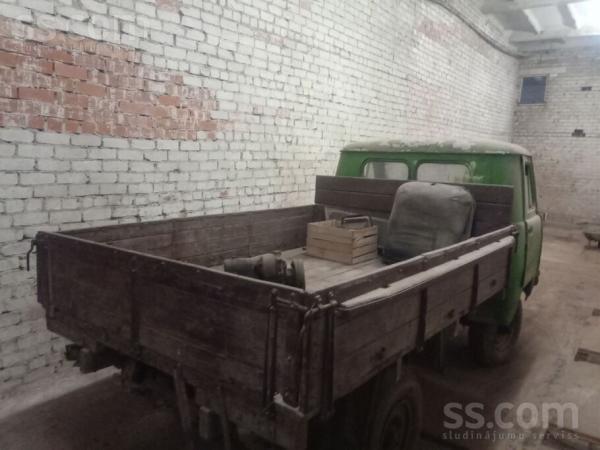 Зеленый УАЗ 3303 1986 в Талси, объемом двигателя 2.40 л и пробегом 50 тыс. км за 500 €, фото 3 на AUTOMOTO.COM.LV