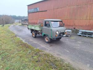 Green UAZ 3303 1994 in Druskininkai, with an engine capacity of 2.40 L and mileage of 30 thousand km for 1000 €, photo 10 on AUTOMOTO.COM.LV