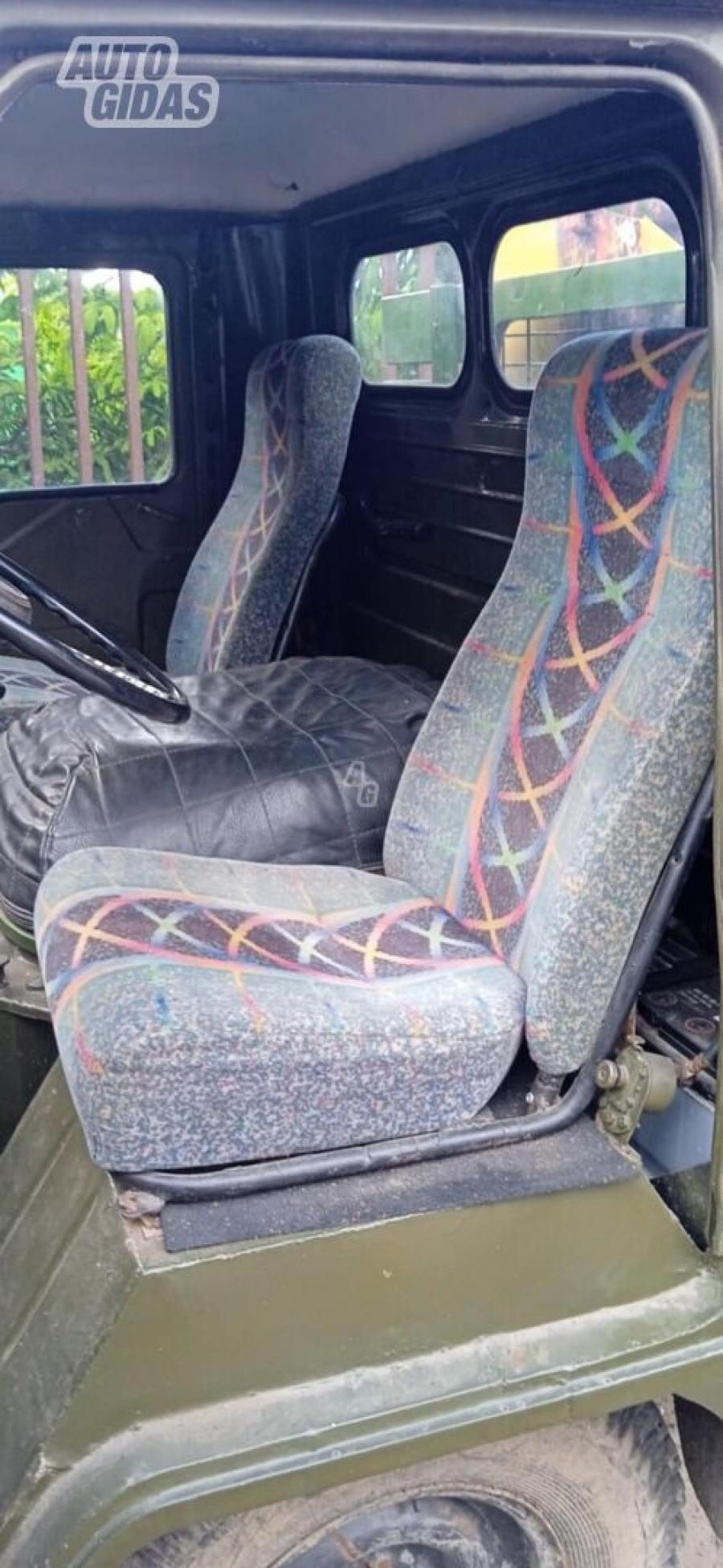 UAZ 3303 1985 Viļņa, ar dzinēja tilpumu 2.40 L un nobraukumu 24 tūkst. km par 2700 €, foto 5 vietnē AUTOMOTO.COM.LV