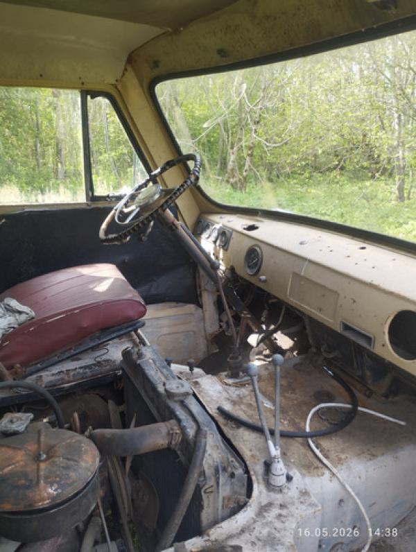 UAZ 452 1978 in Haapsalu, with an engine capacity of 2.40 L and mileage of 0 thousand km for 800 €, photo 3 on AUTOMOTO.COM.LV