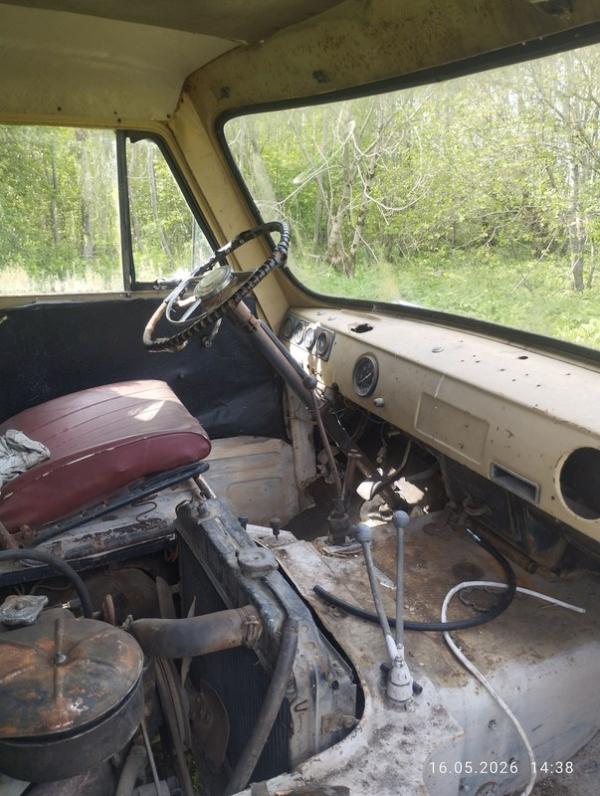 UAZ 452 1978 in Haapsalu, with an engine capacity of 2.40 L and mileage of 0 thousand km for 800 €, photo 6 on AUTOMOTO.COM.LV