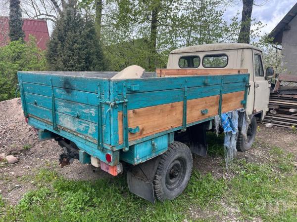 Dzeltens UAZ 452 1978 Gulbene, ar dzinēja tilpumu 2.40 L un nobraukumu 30 tūkst. km par 1500 €, foto 5 vietnē AUTOMOTO.COM.LV