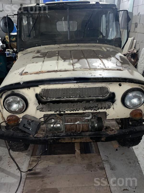 Brūns UAZ 469 1984 Jēkabpils, ar dzinēja tilpumu 2.20 L un nobraukumu 30 tūkst. km par 2000 €, foto 1 vietnē AUTOMOTO.COM.LV