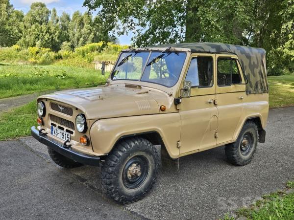 Brown UAZ 469 1985 in Limbazi, with an engine capacity of 2.40 L and mileage of 47 thousand km for 4500 €, photo 1 on AUTOMOTO.COM.LV