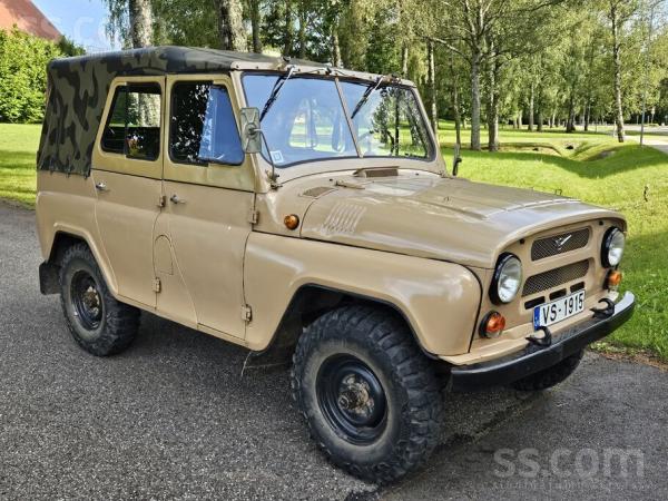 Brown UAZ 469 1985 in Limbazi, with an engine capacity of 2.40 L and mileage of 47 thousand km for 4500 €, photo 2 on AUTOMOTO.COM.LV