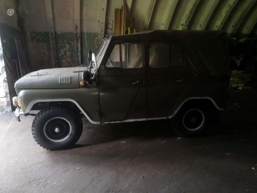 Green UAZ 469 1977 in Ukmerge, with an engine capacity of 0.00 L and mileage of 100 thousand km for 1500 €, photo 3 on AUTOMOTO.COM.LV