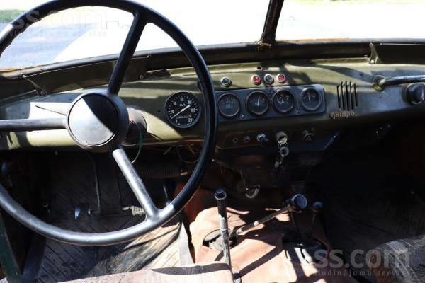 Зеленый УАЗ 469 1984 в Валмиера, объемом двигателя 2.40 л и пробегом 0 тыс. км за 2800 €, фото 9 на AUTOMOTO.COM.LV