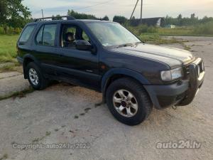 Melns Vauxhall Frontera 1999 Tartu, ar dzinēja tilpumu 3.20 L un nobraukumu 131 tūkst. km par 1499 €, foto 4 vietnē AUTOMOTO.COM.LV