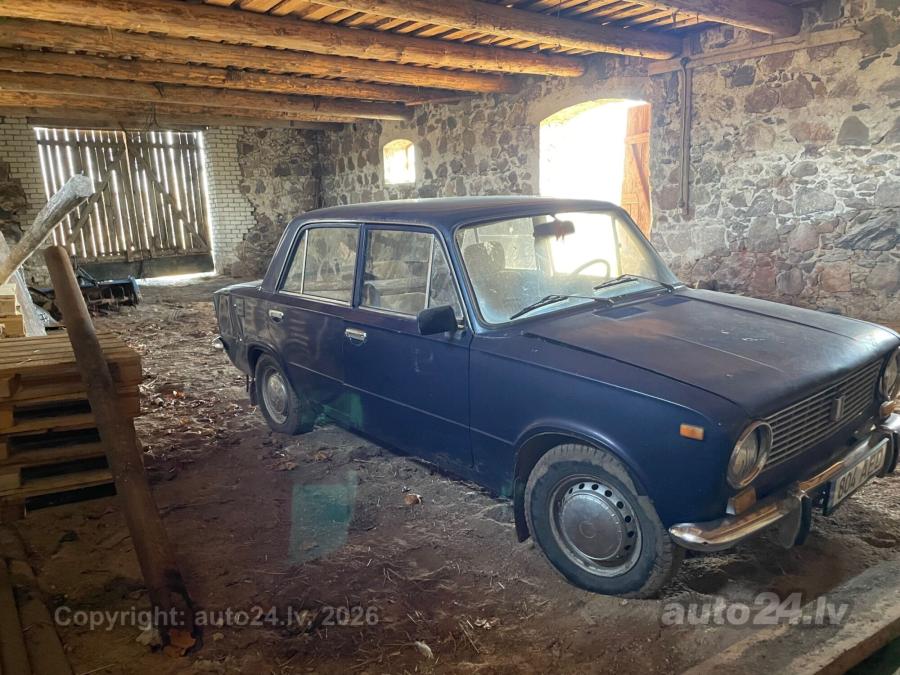 Zils VAZ / Lada 2101 1973 Tallina, ar dzinēja tilpumu 1.20 L un nobraukumu 0 tūkst. km par 900 €, foto 5 vietnē AUTOMOTO.COM.LV