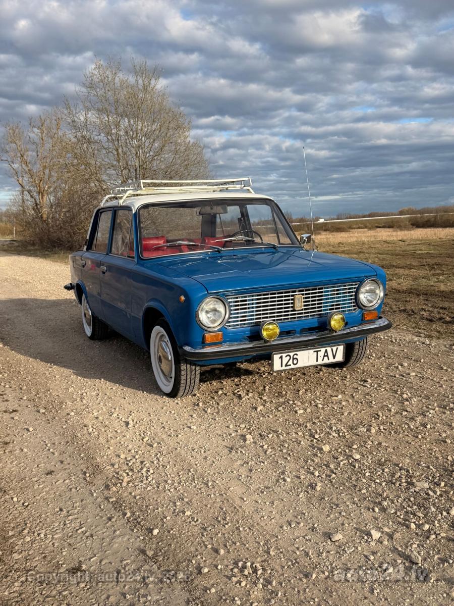 Zils VAZ / Lada 2101 1976 Tallina, ar dzinēja tilpumu 1.30 L un nobraukumu 72 tūkst. km par 2400 €, foto 3 vietnē AUTOMOTO.COM.LV