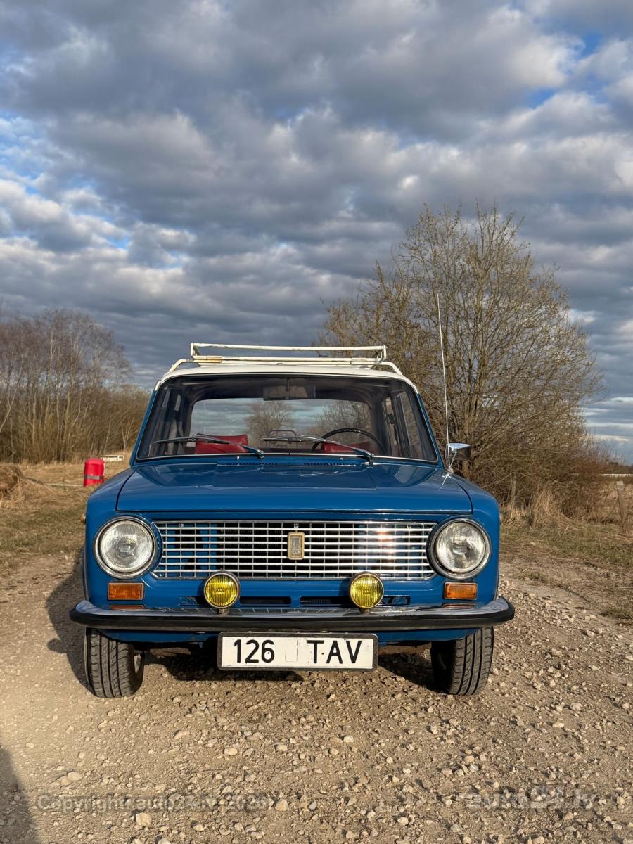 Zils VAZ / Lada 2101 1976 Tallina, ar dzinēja tilpumu 1.30 L un nobraukumu 72 tūkst. km par 2400 €, foto 5 vietnē AUTOMOTO.COM.LV