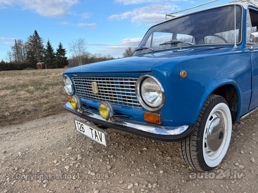 Zils VAZ / Lada 2101 1976 Tallina, ar dzinēja tilpumu 1.30 L un nobraukumu 72 tūkst. km par 2400 €, foto 8 vietnē AUTOMOTO.COM.LV